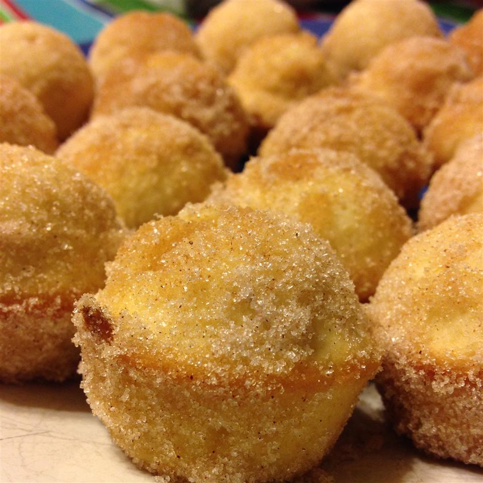 CINNAMON-SUGAR FRENCH BREAKFAST PUFFS ARE THE SWEETEST START TO YOUR ...
