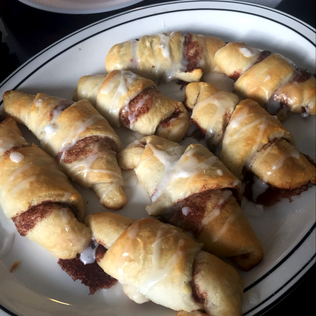 Cinnamon Roll Crescents: A Decadent and Easy Morning Treat – Kitch Me Now